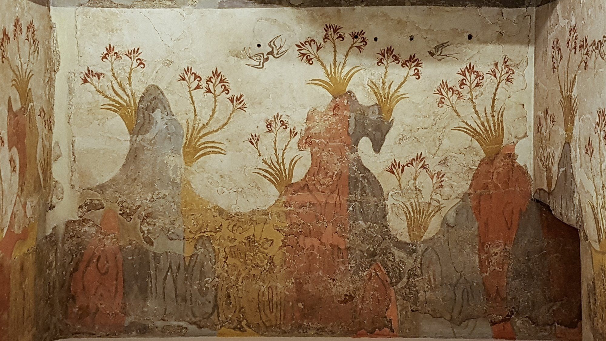 Visiting Akrotiri in Santorini - Minoan Archaeological Site