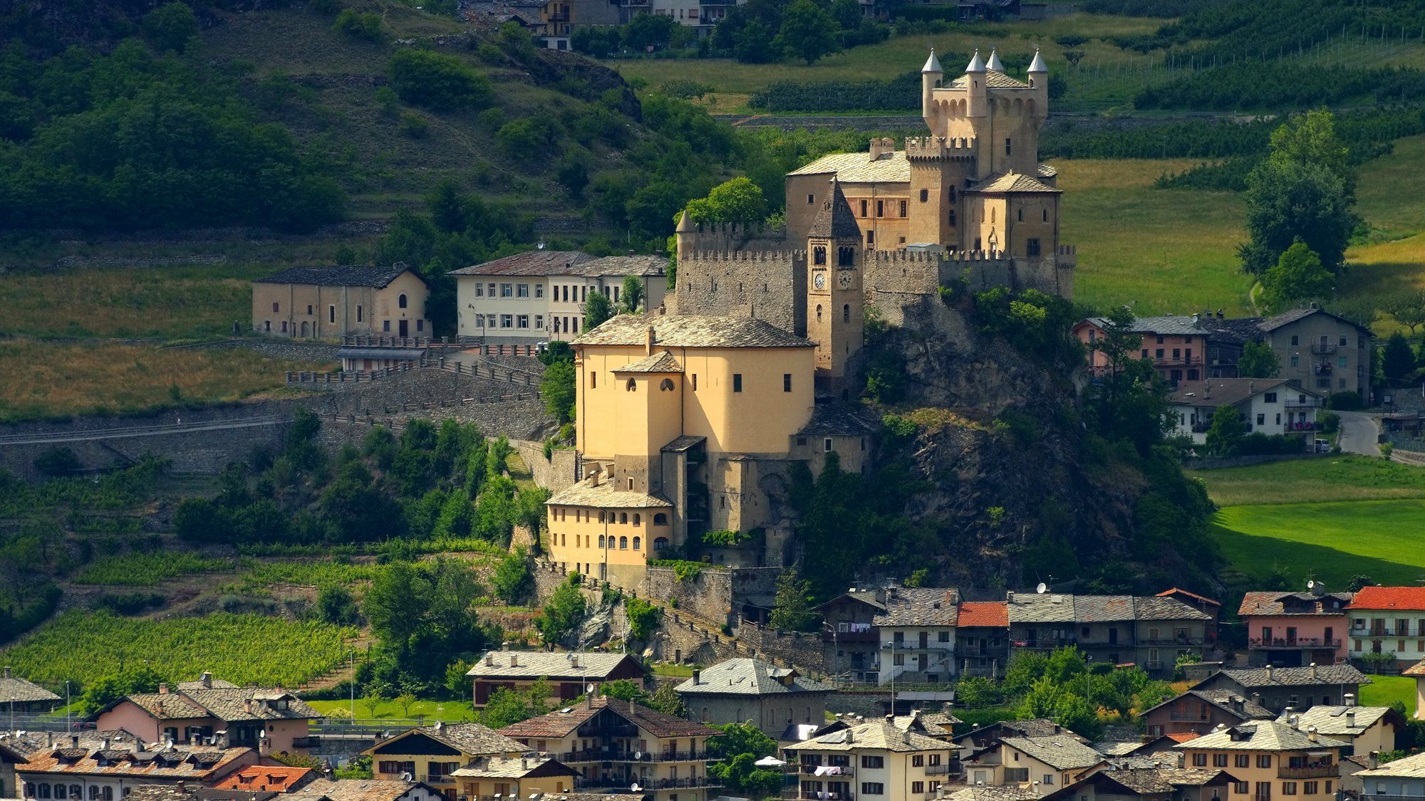 Aosta valley tourist attractions 60 photos - Morilly.com