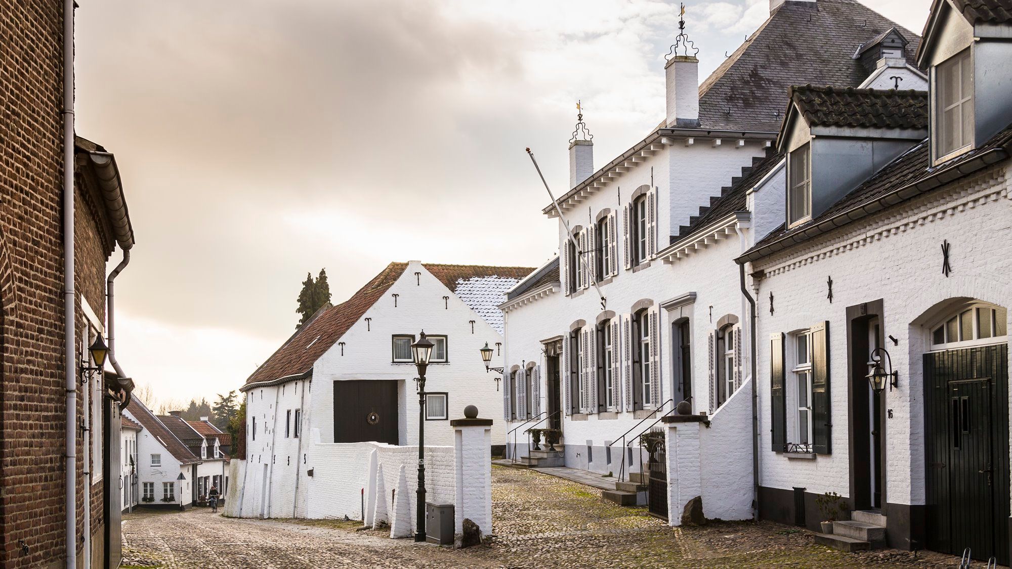 Southern Netherlands • Art, Archaeology & History Sites