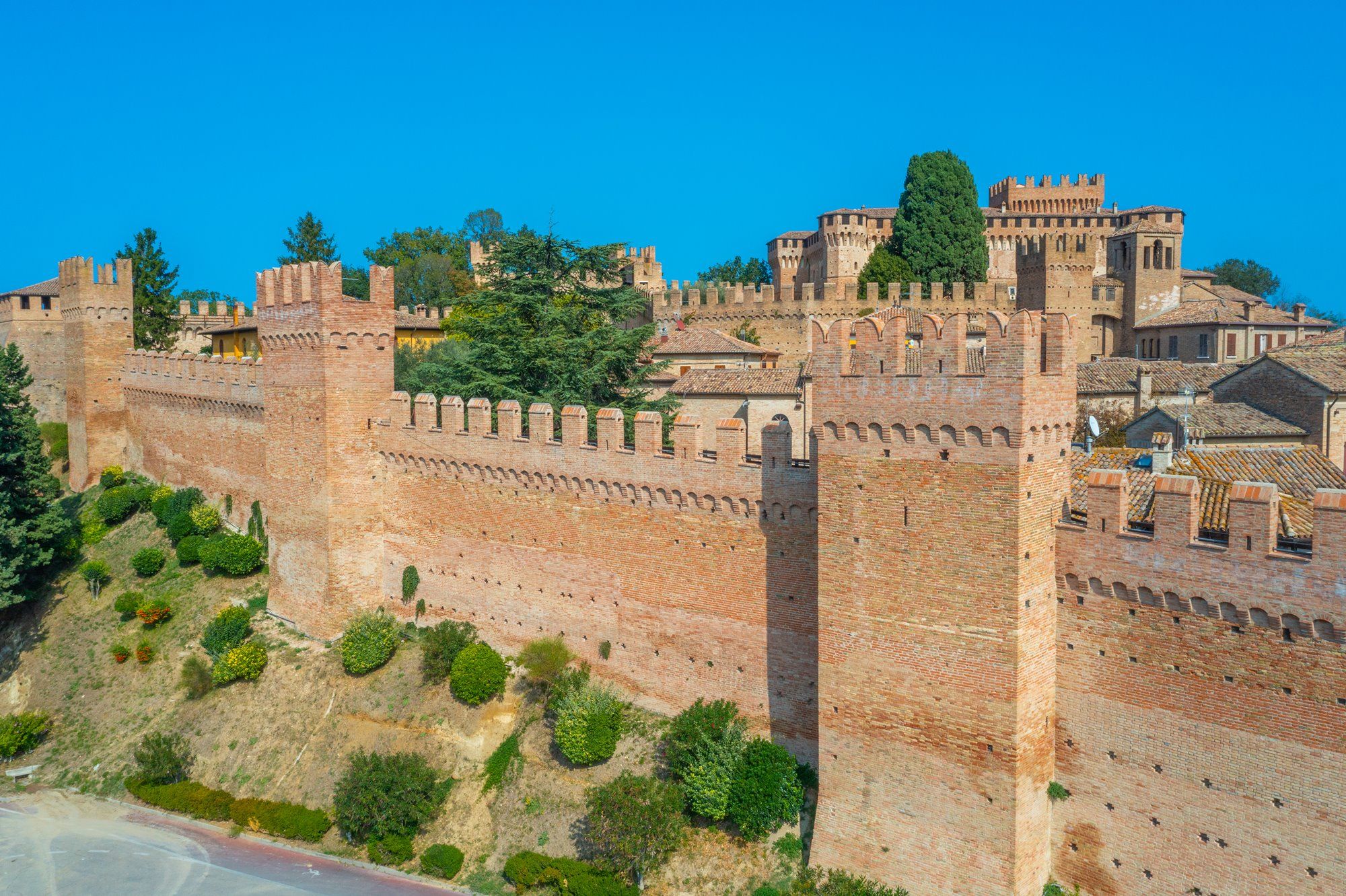 Fortresses, Castles & Palaces in Italy