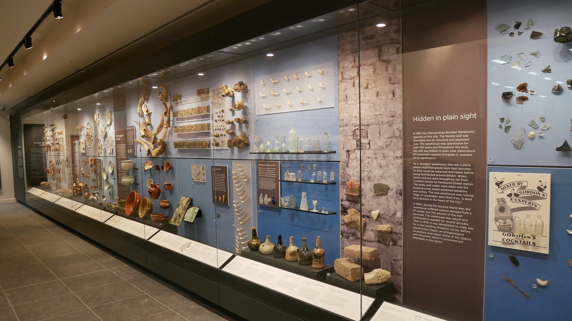 roman wall display